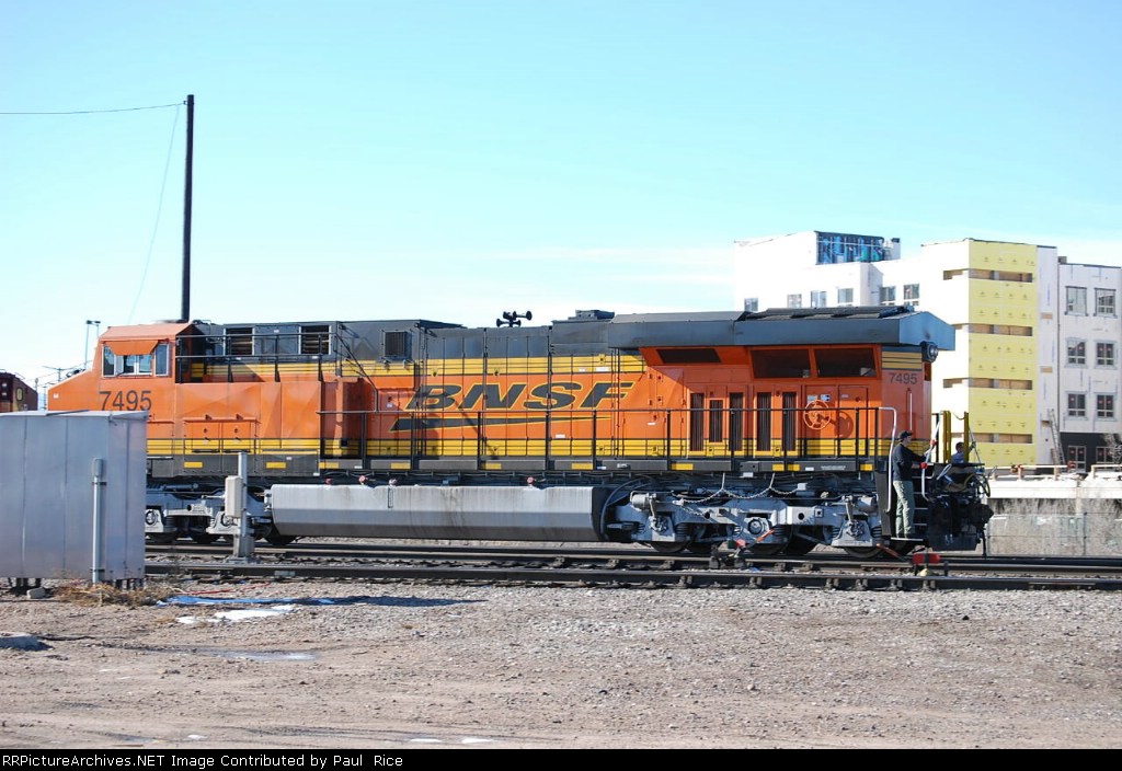 BNSF 7495